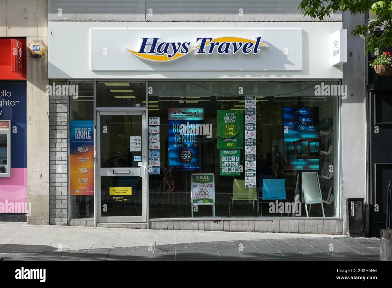 Hays travel logo hi-res stock photography and images - Alamy