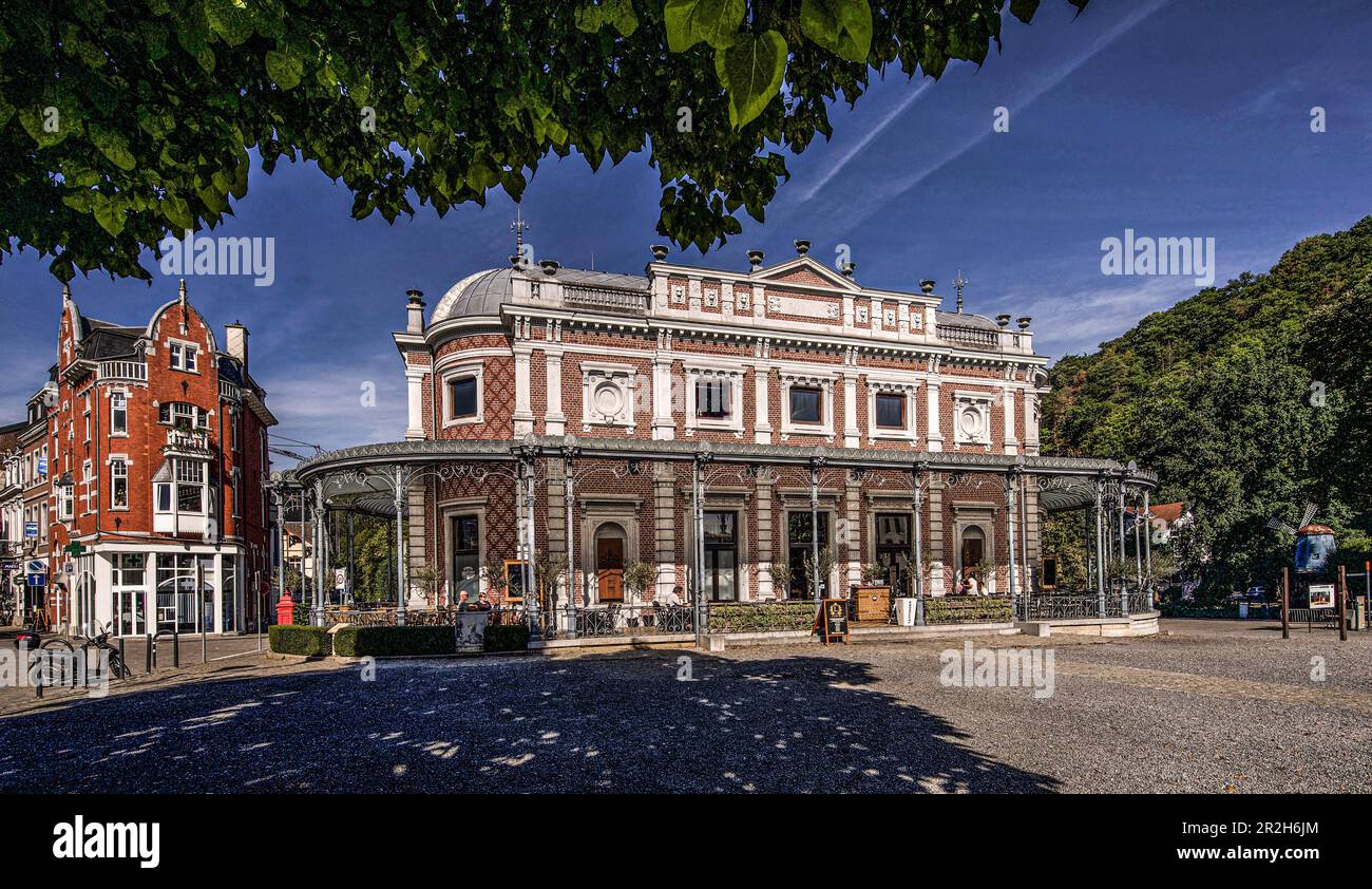 Brasserie des Bobelines in the former Petit Jeux Pavilion on the Place ...