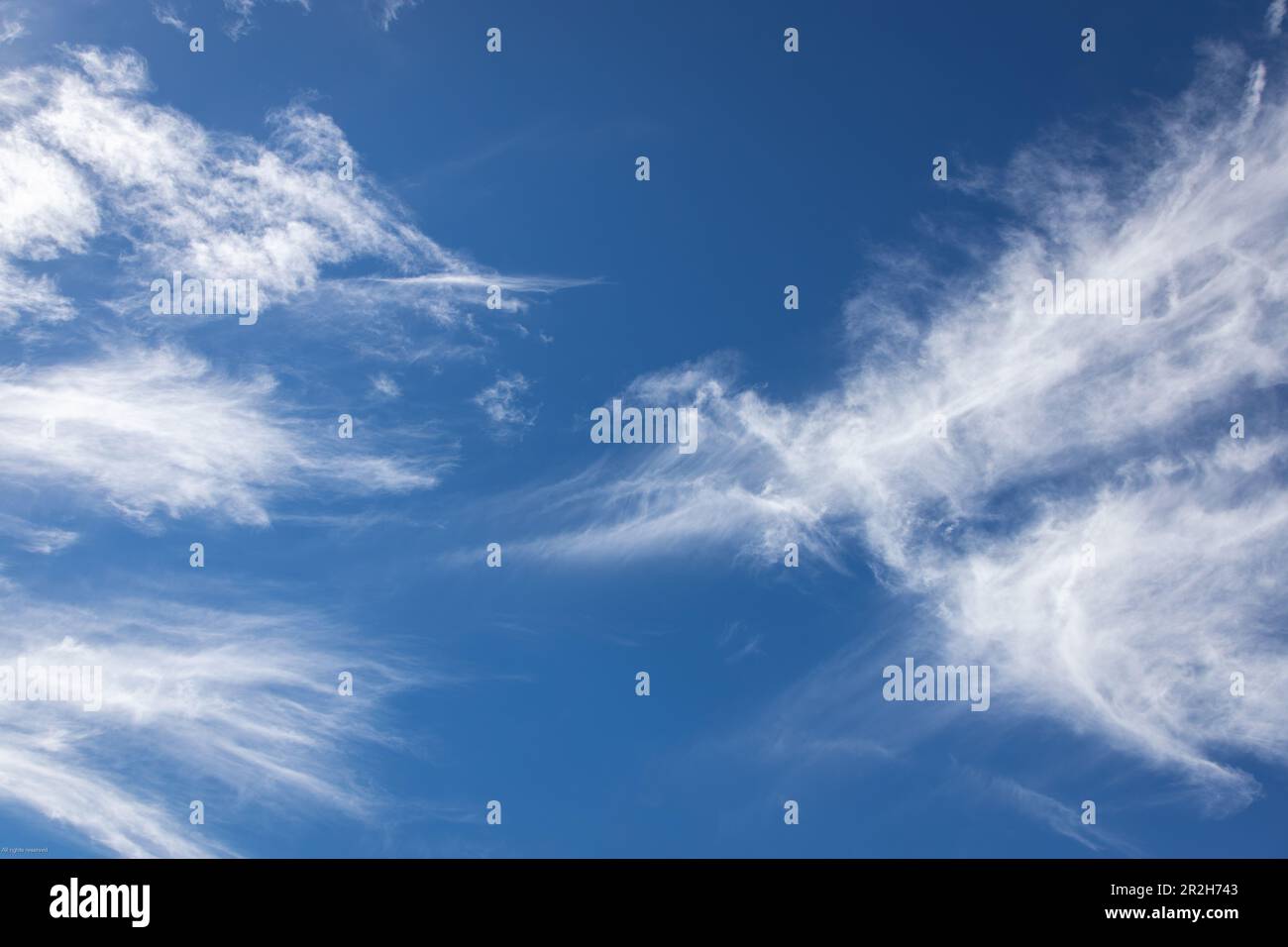 Thin and wispy clouds hi-res stock photography and images - Alamy