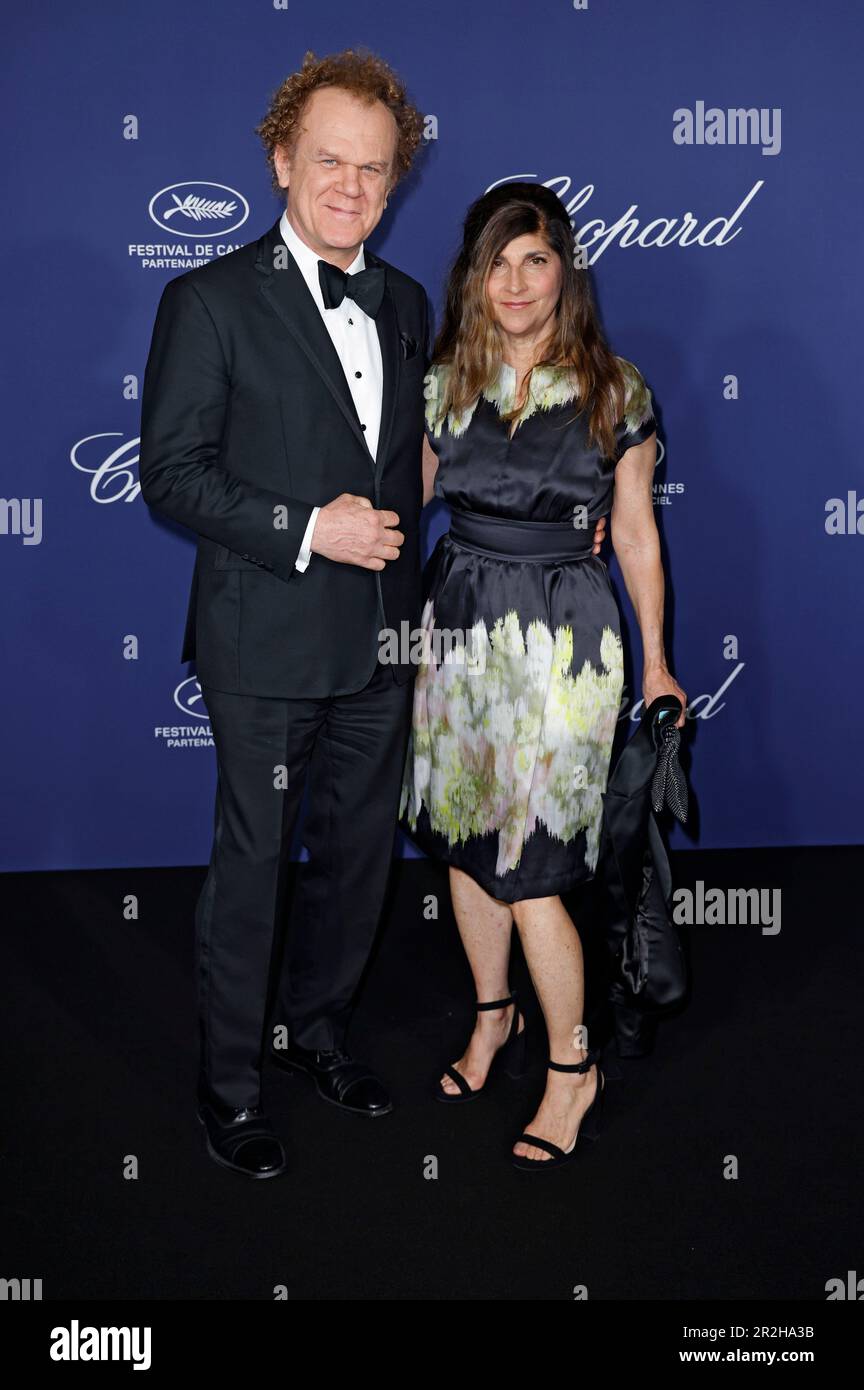 Cannes, Frankreich. 19th May, 2023. John C. Reilly mit Ehefrau Alison ...
