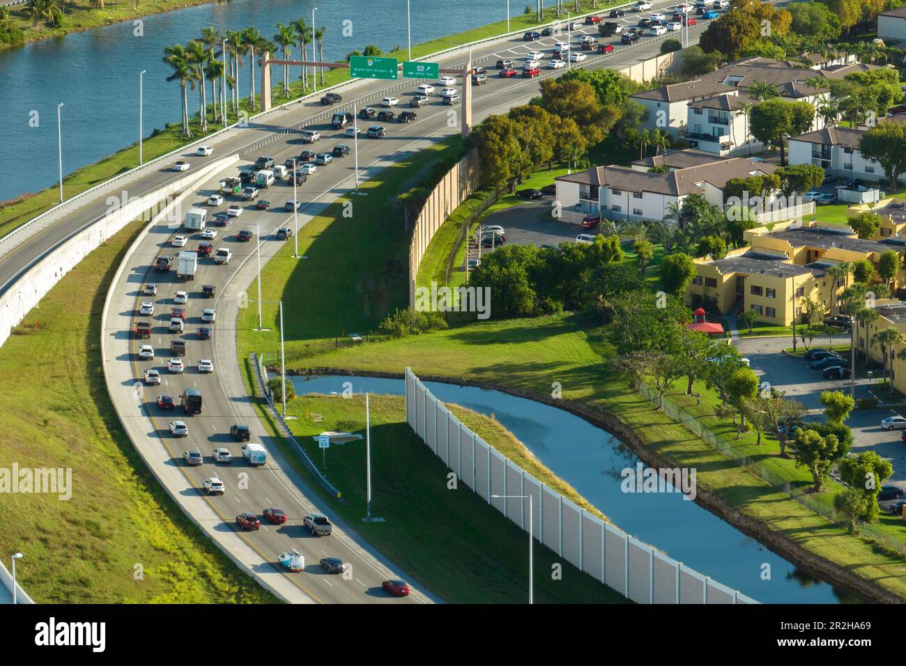 Generic suburban road in usa hi-res stock photography and images - Alamy