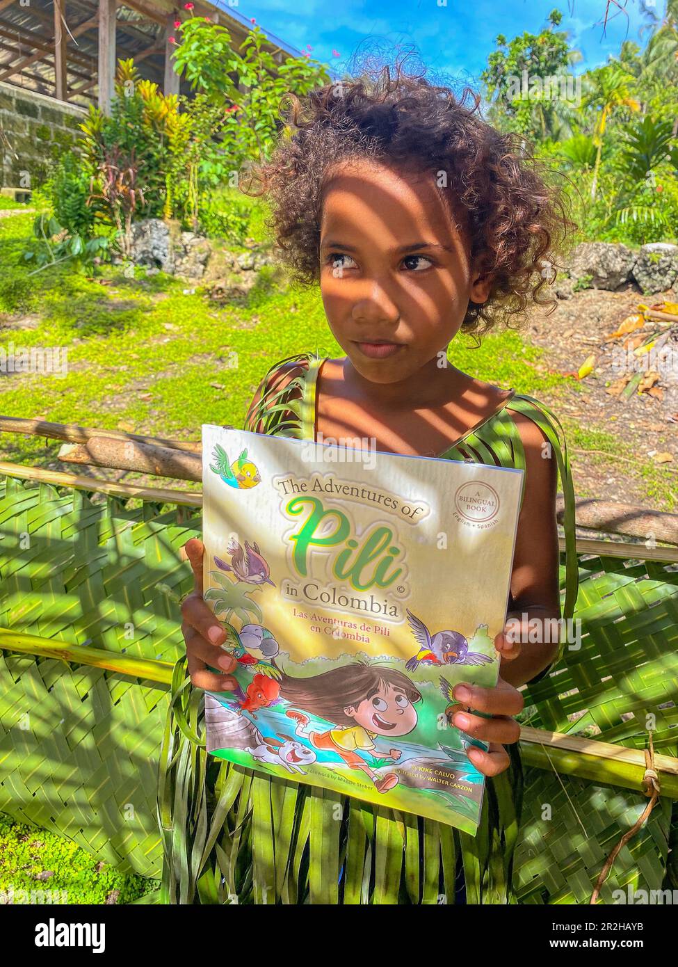 Bilingual children's book donations in Fenualoa Island in the Solomon ...