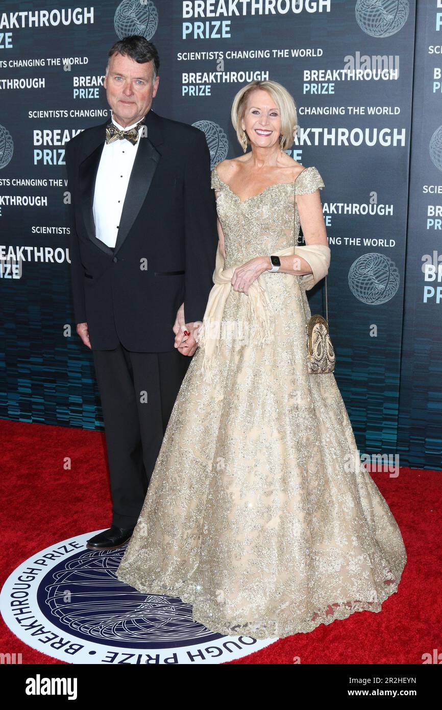 9th Breakthrough Prize Ceremony Arrivals at the Academy Museum of ...