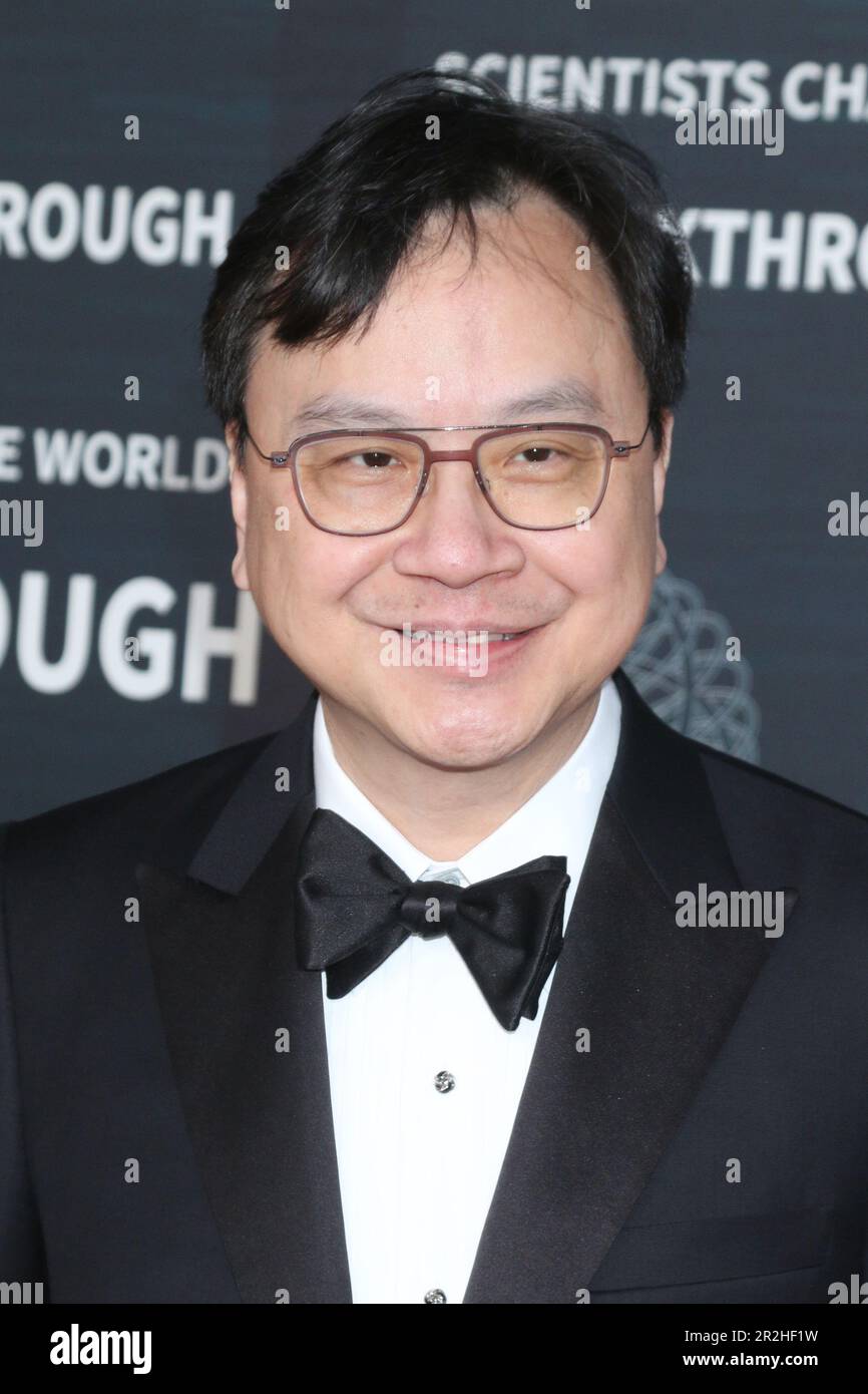 9th Breakthrough Prize Ceremony Arrivals at the Academy Museum of ...