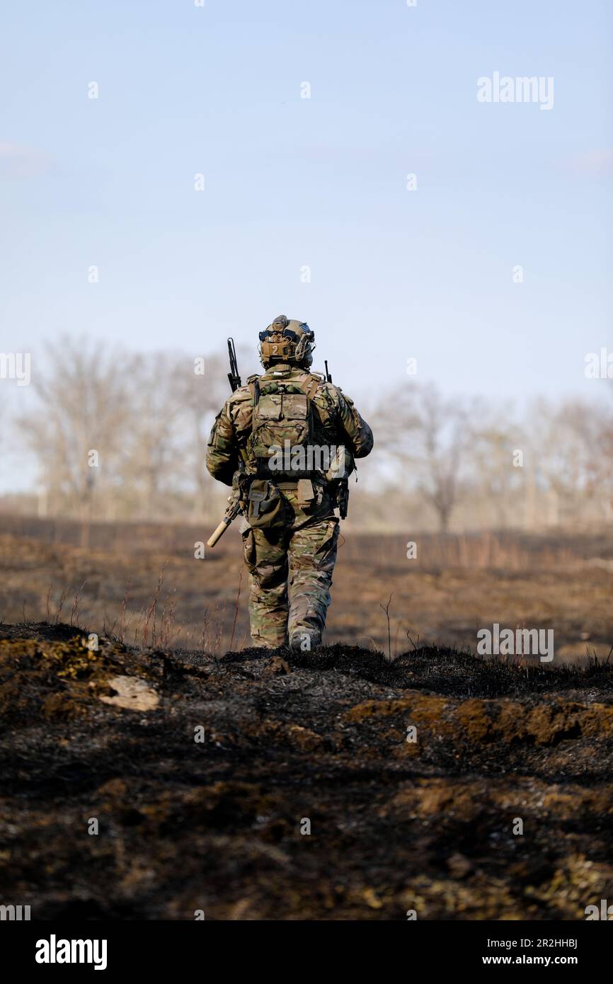 LITTLE FALLS, MINNESOTA - Airmen with the 26th Special Tactics Squadron ...
