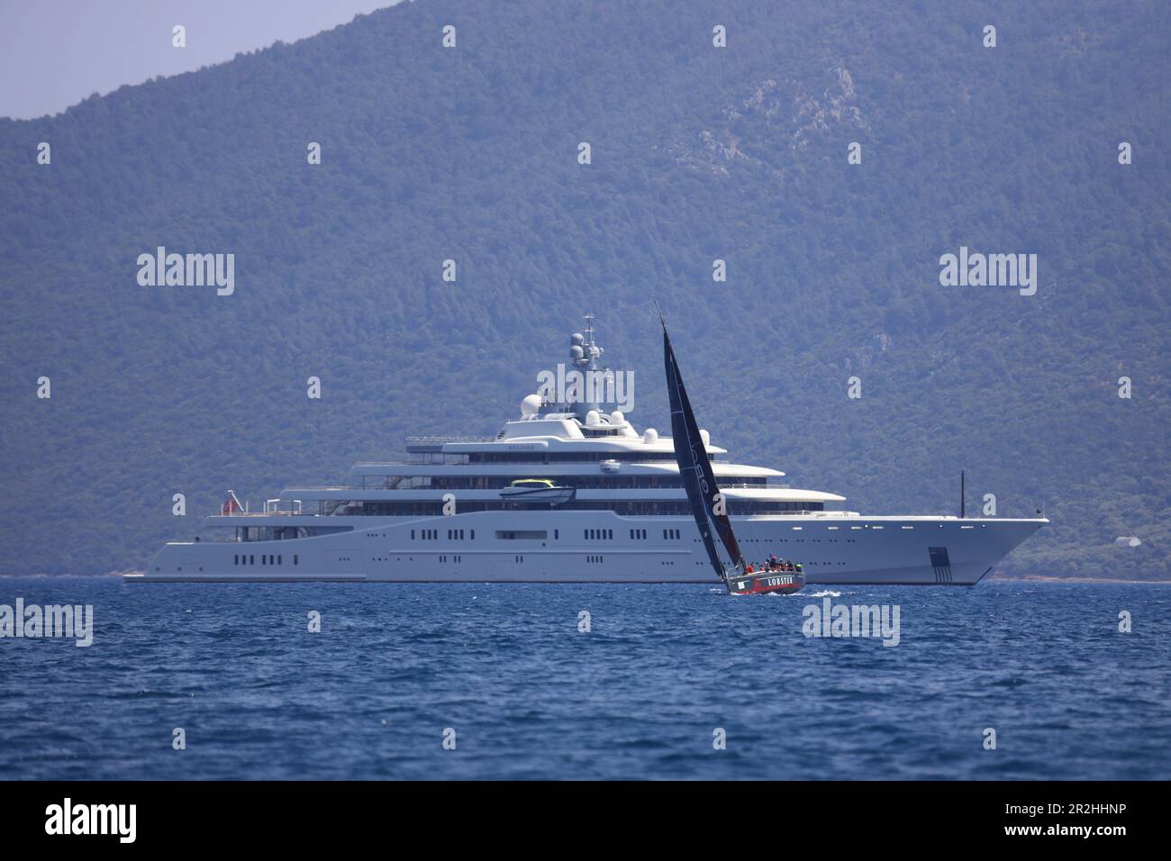 The giant superyacht eclipse hi-res stock photography and images - Alamy