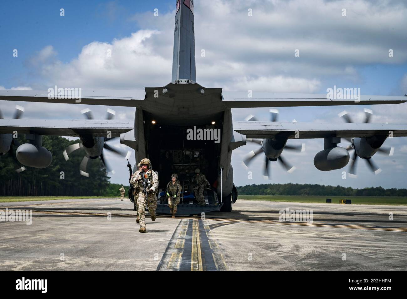 U.S. Air Force Airmen from the 165th Security Forces Squadron ...