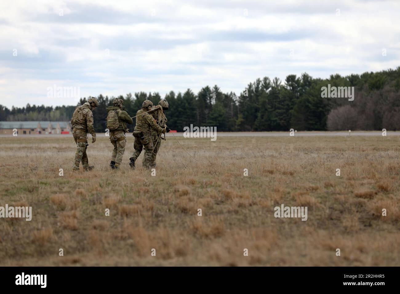 LITTLE FALLS, MINNESOTA - Airmen with the 26th Special Tactics Squadron ...