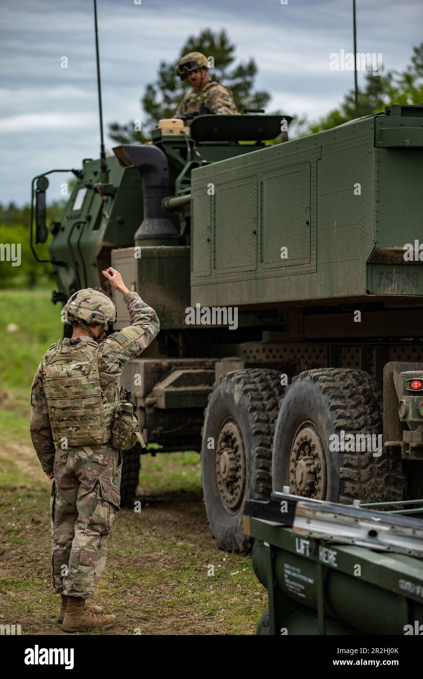 U.S. Army Sgt. Anthony Hernandez, left, and Staff Sgt. John Barnes ...