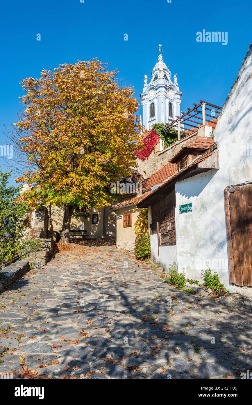 Durnstein castle hike hi-res stock photography and images - Alamy