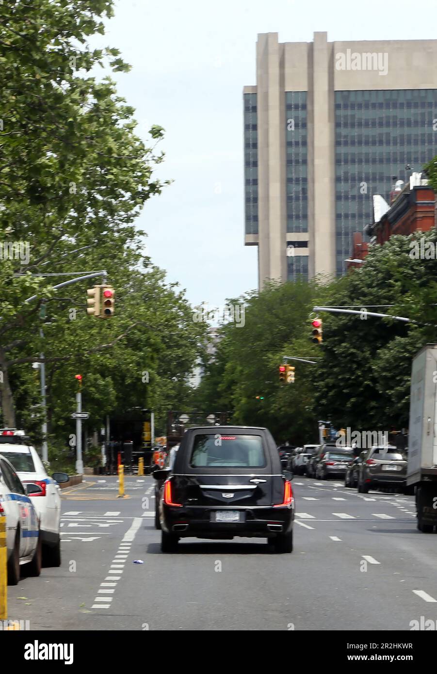 HARLEM, NY - May 19: Crowds gather New York City, along with family ...