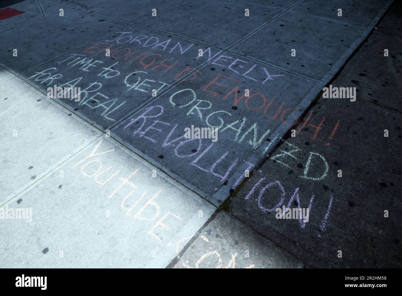 HARLEM, NY - May 19: Crowds gather New York City, along with family ...