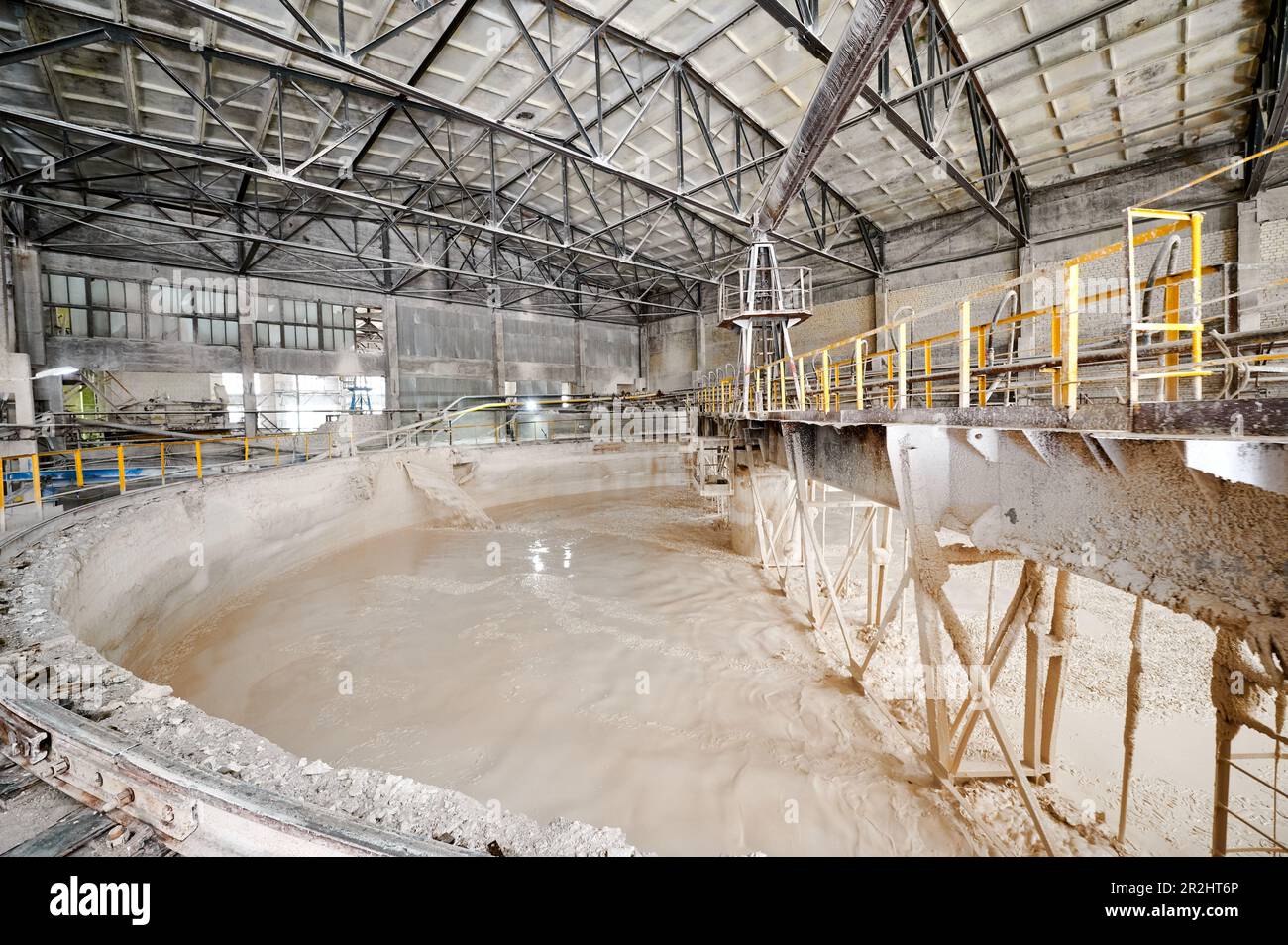Sludge preparation container for gas silica blocks at plant Stock Photo ...