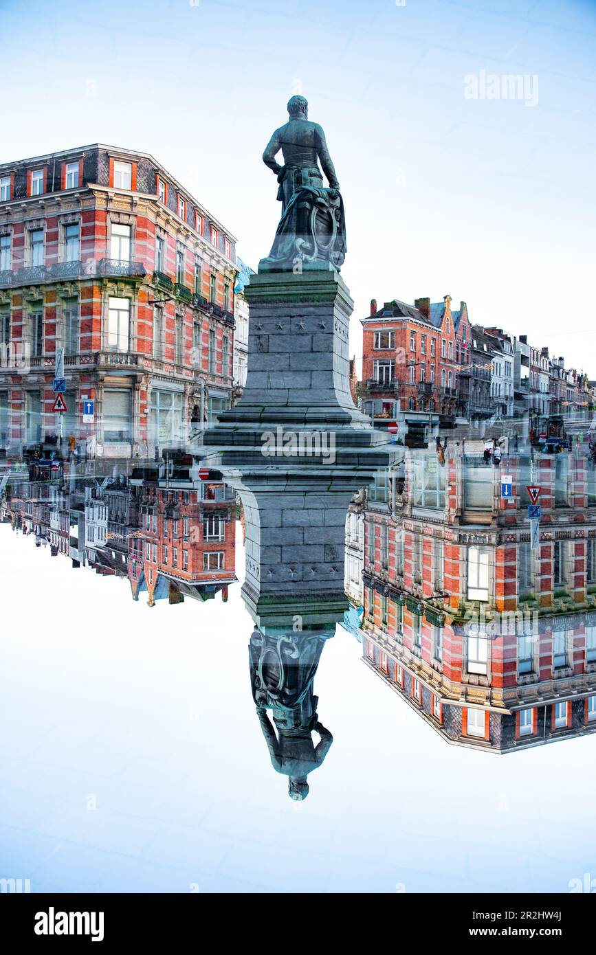 Statue of Lieven Bauwens in Gent, Belgium Stock Photo - Alamy