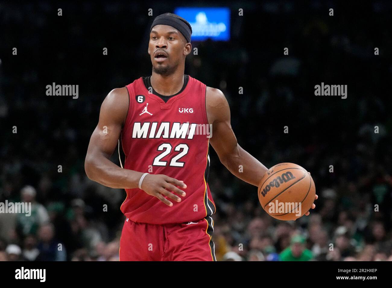 Miami Heat forward Jimmy Butler (22) brings the ball upcourt against ...