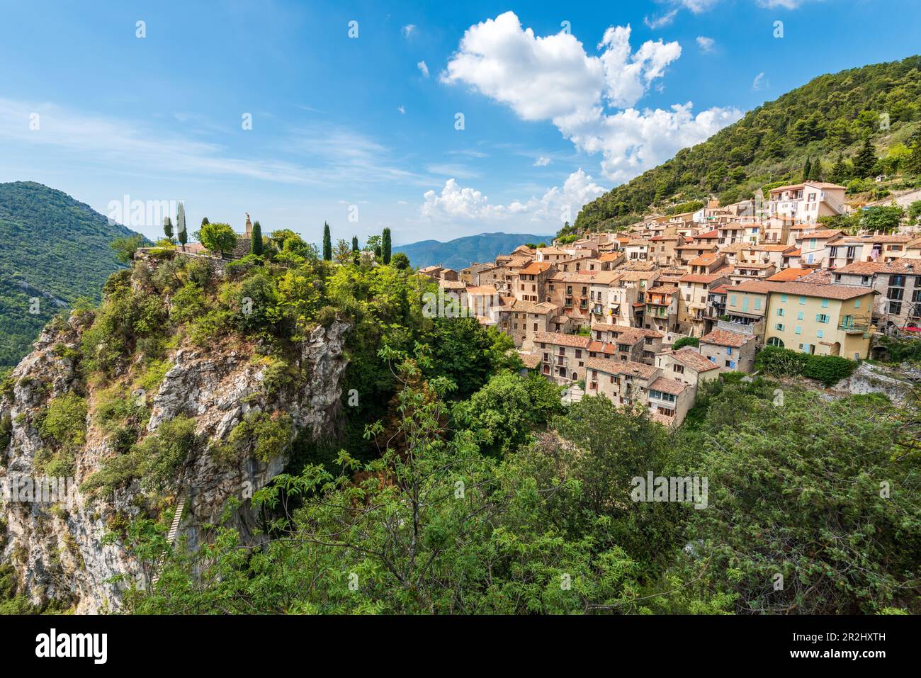 Mountain village of Peille in the French Maritime Alps, Provence ...