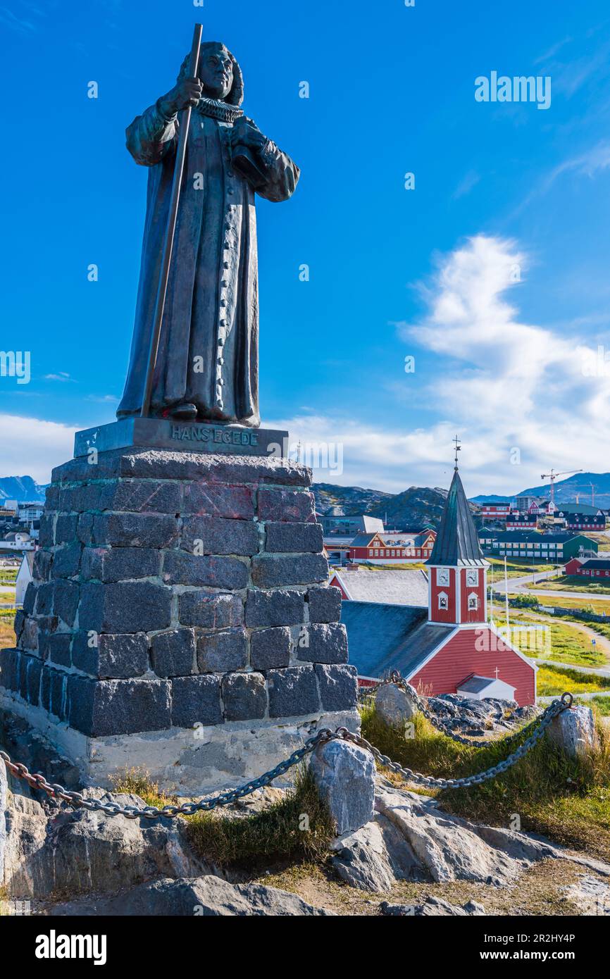 Hans Egede statue, Red Savior Church, Nuuk, Greenland Stock Photo - Alamy