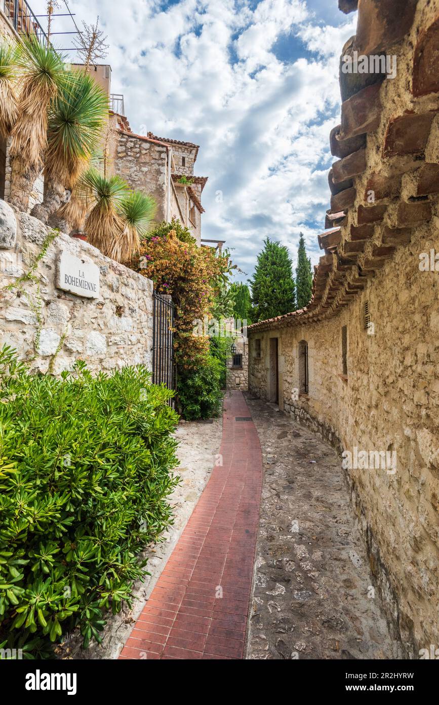 Alley in the mountain village of Èze Village in the French Maritime ...