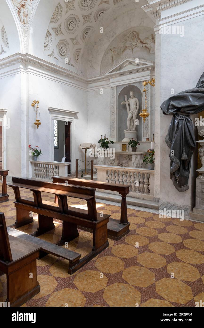 Villa melzi lake como inside hi-res stock photography and images - Alamy