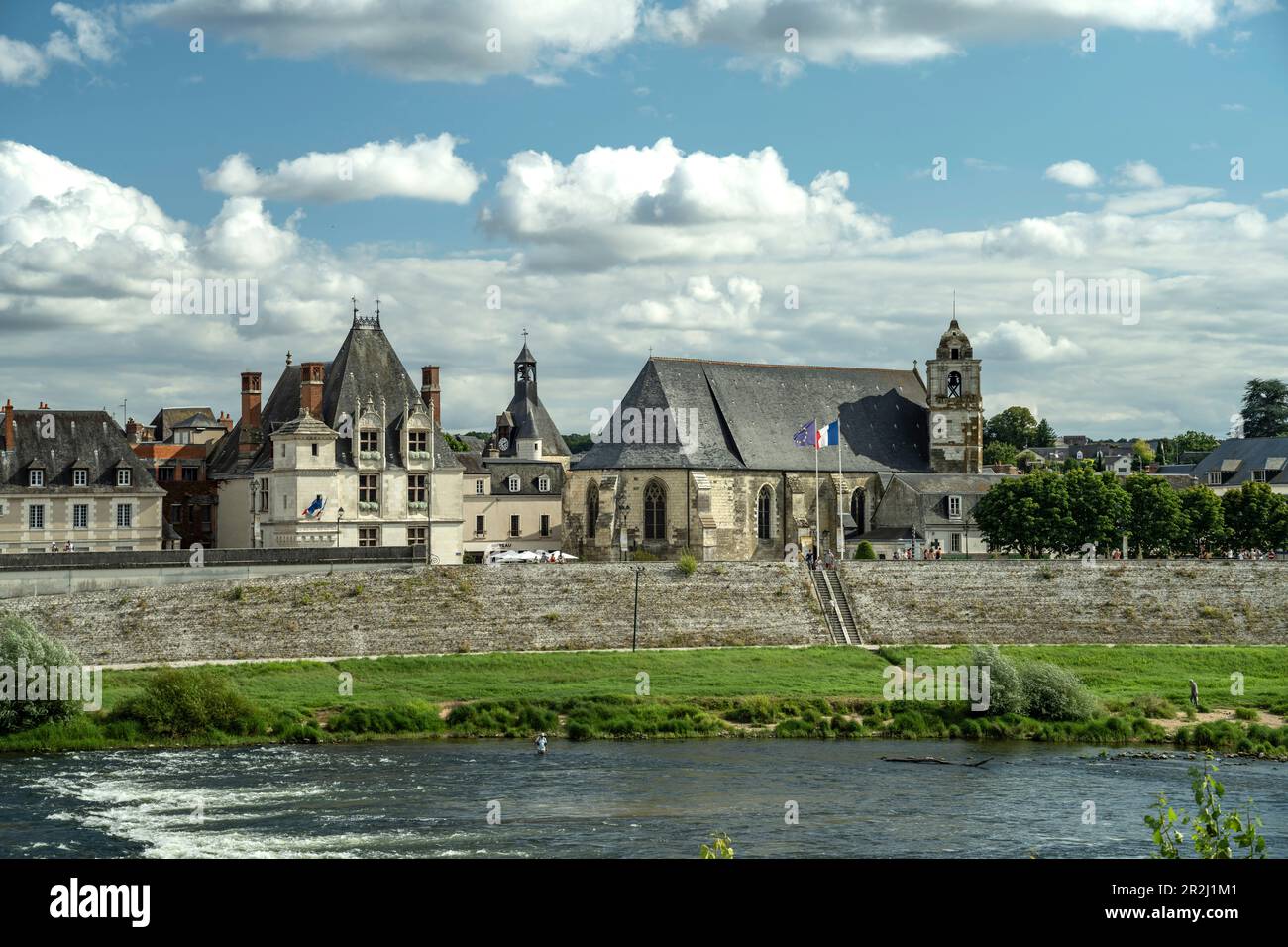Church Église Saint-Florentin and the former town hall Hotel Morin ...