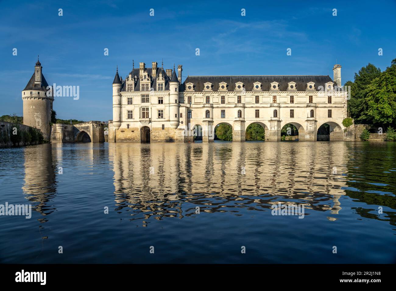 Chenonceau Castle in the Loire Valley, Chenonceaux, France Stock Photo ...
