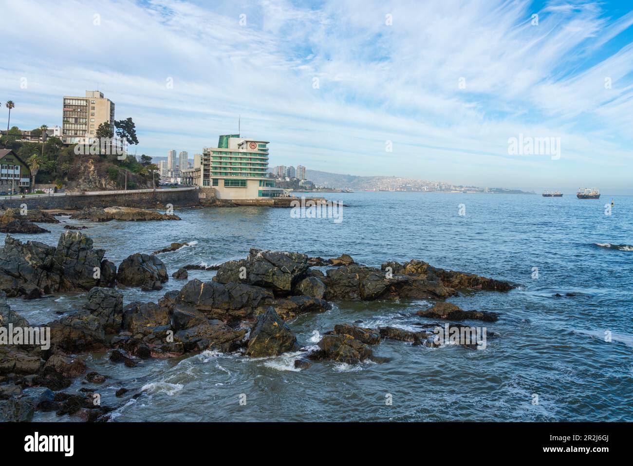 Rocky coastline with Sheraton Miramar hotel, Vina del Mar, Valparaiso ...