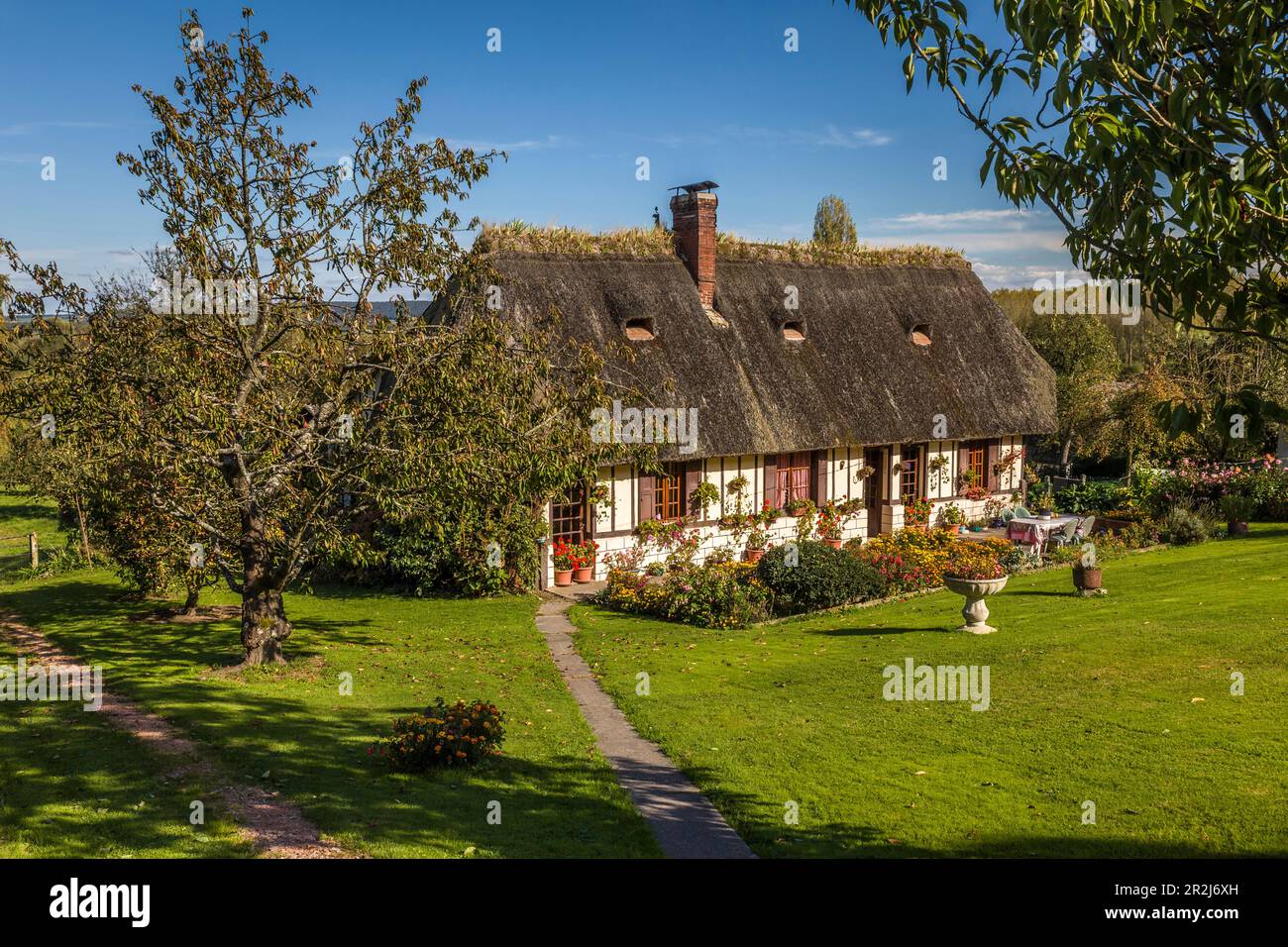 Historic country house in the Marais Vernier, Eure, Normandy, France ...