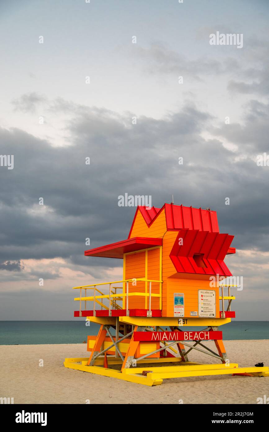Iconic lifeguard cabin on Miami beach, Florida Stock Photo - Alamy