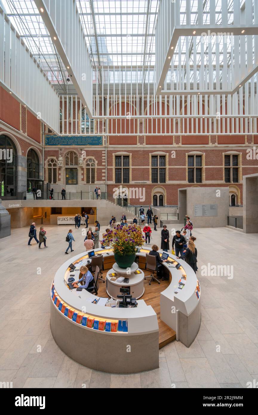 Atrium amsterdam hi-res stock photography and images - Alamy