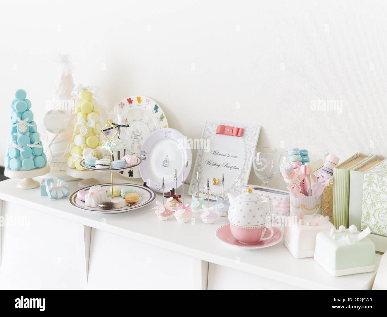 Interior miscellaneous goods hi-res stock photography and images - Alamy
