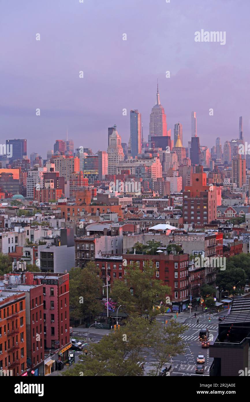 View from the Lower East Side of Bowery Street and the Midtown skyline ...