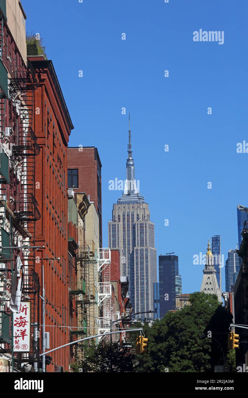 View from Grand Street/Mott Street, Chinatown towards the Empire State ...