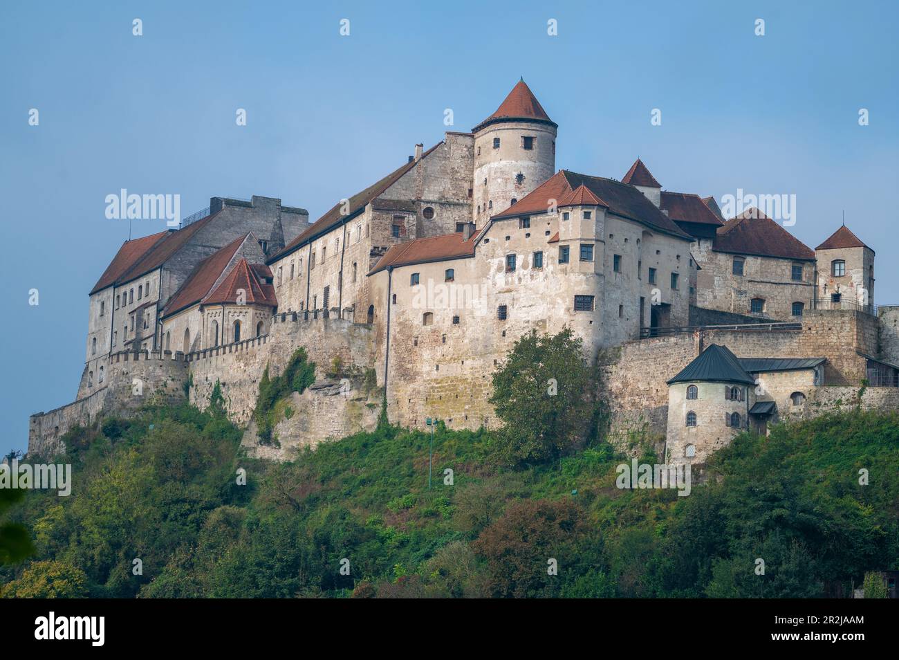 Longest castle in the world - castle complex in Burghausen, Bavaria ...