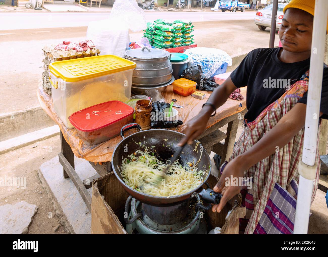 Food stall selling fried noodles, in Ntonso north of Kumasi in the ...