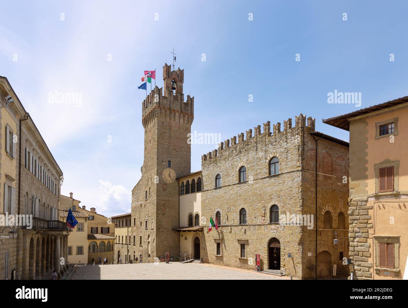 Piazza duomo with comune di arezzo hi-res stock photography and images ...