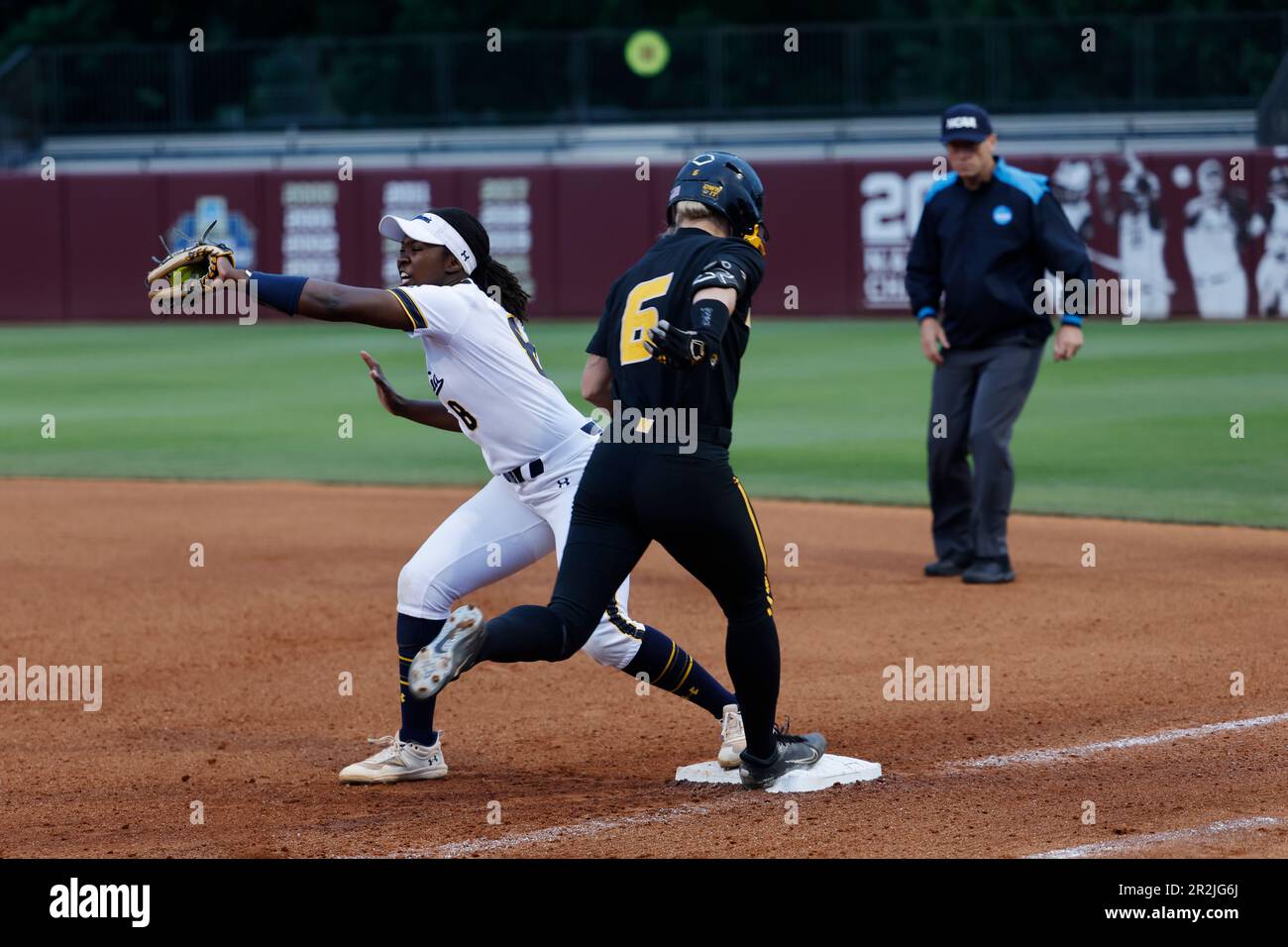 California's Elon Butler tags Missouri's Maddie Snider during an NCAA ...