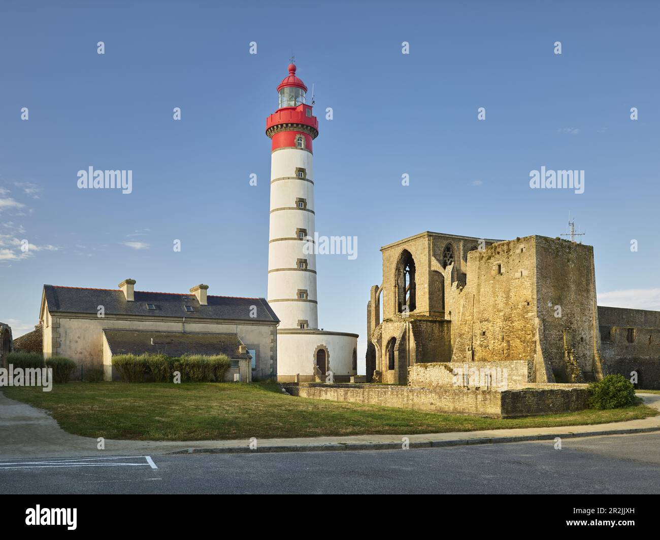 Phare saint mathieu lighthouse hi-res stock photography and images - Alamy