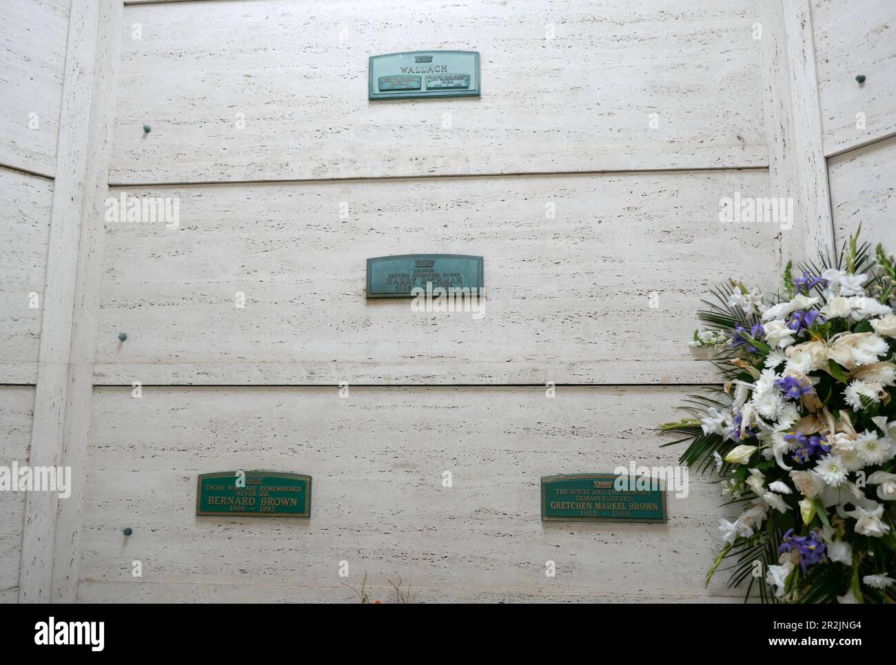 Los Angeles, California, USA 18th May 2023 Actor Harry Richman Grave in ...