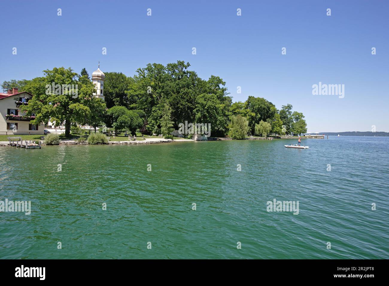 View at bank of Lake Starnberg, Thomaplatz in Tutzing, Bavaria, Germany Stock Photo - Alamy