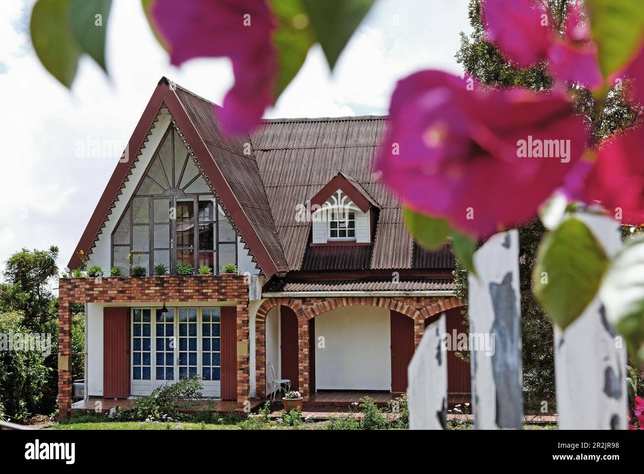 Creole house in La Plaine des Palmistes, La Reunion, Indian Ocean Stock ...