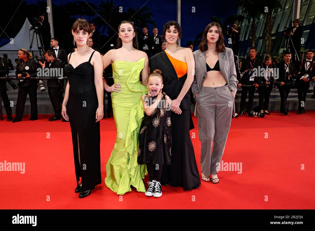Cannes, Frankreich. 19th May, 2023. Ariadna Dot, Claudia Dalmau ...