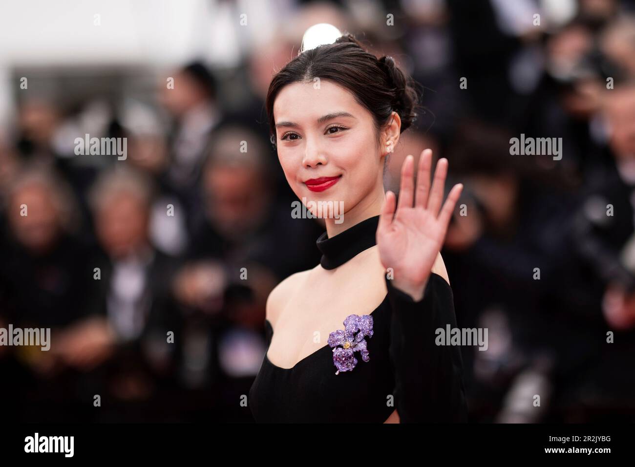 Han DanTong poses for photographers upon arrival at the premiere of the ...