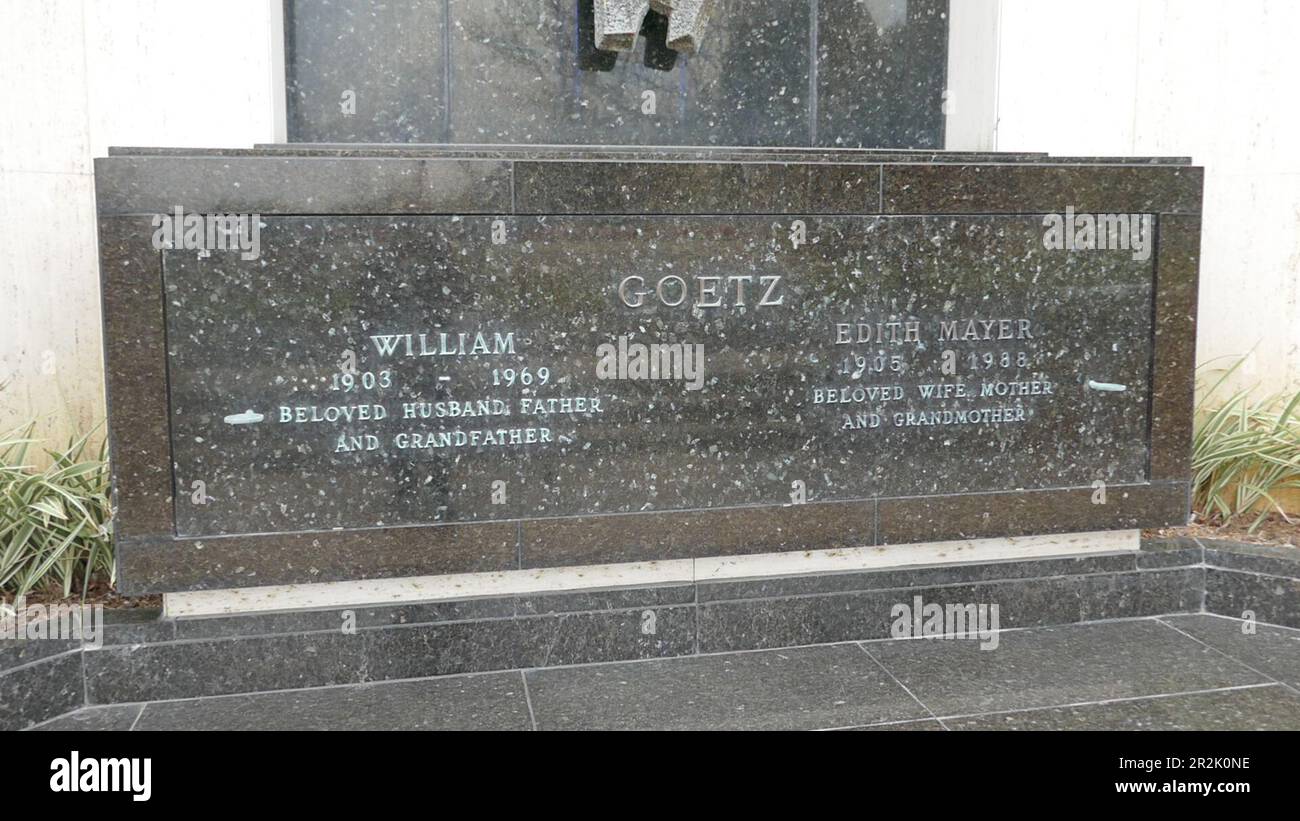 Los Angeles, California, USA 18th May 2023 Producer Studio Executive William Goetz Grave ...