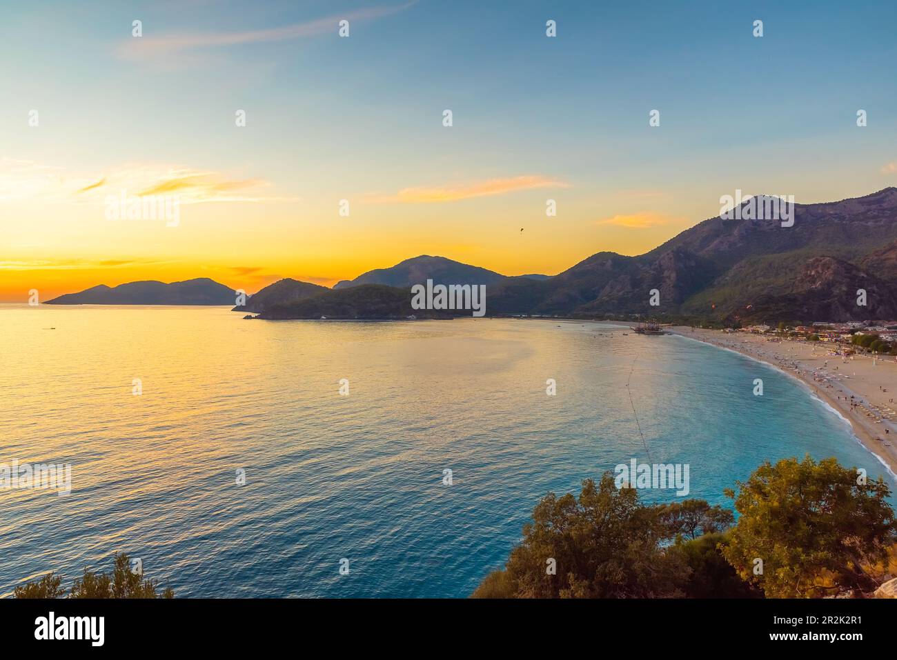 Sunset view of Oludeniz beach in Mugla region, Turkey. Summer holiday ...