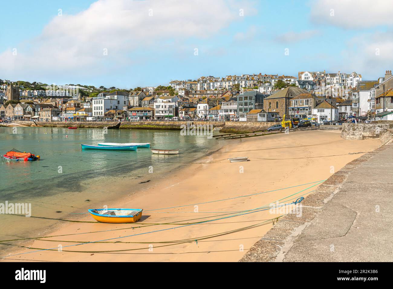 St Ives Harbor Sand Beach, Cornwall, England, UK Stock Photo - Alamy