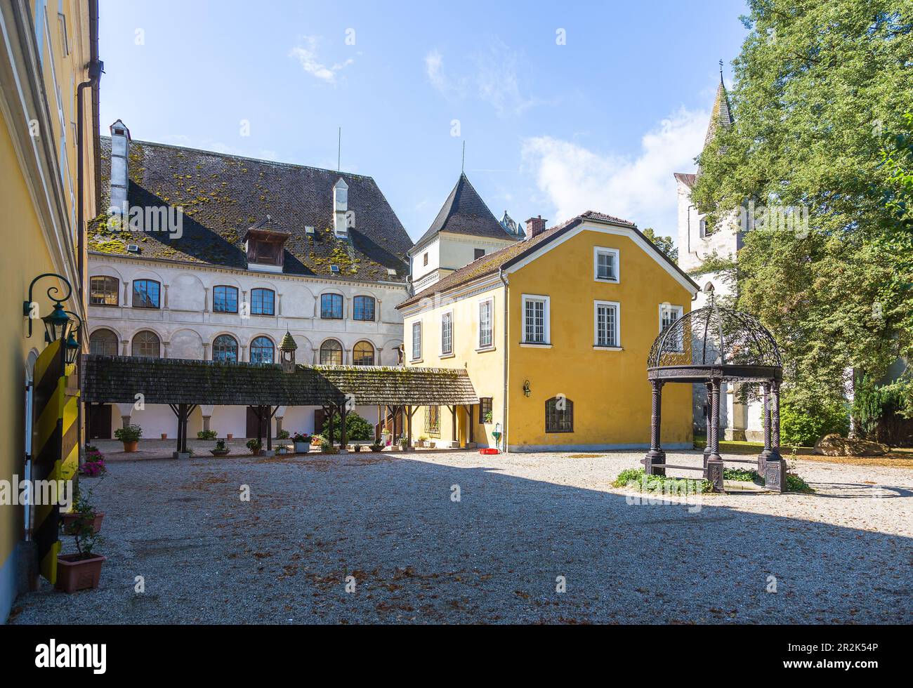 Hagenau castle hi-res stock photography and images - Alamy