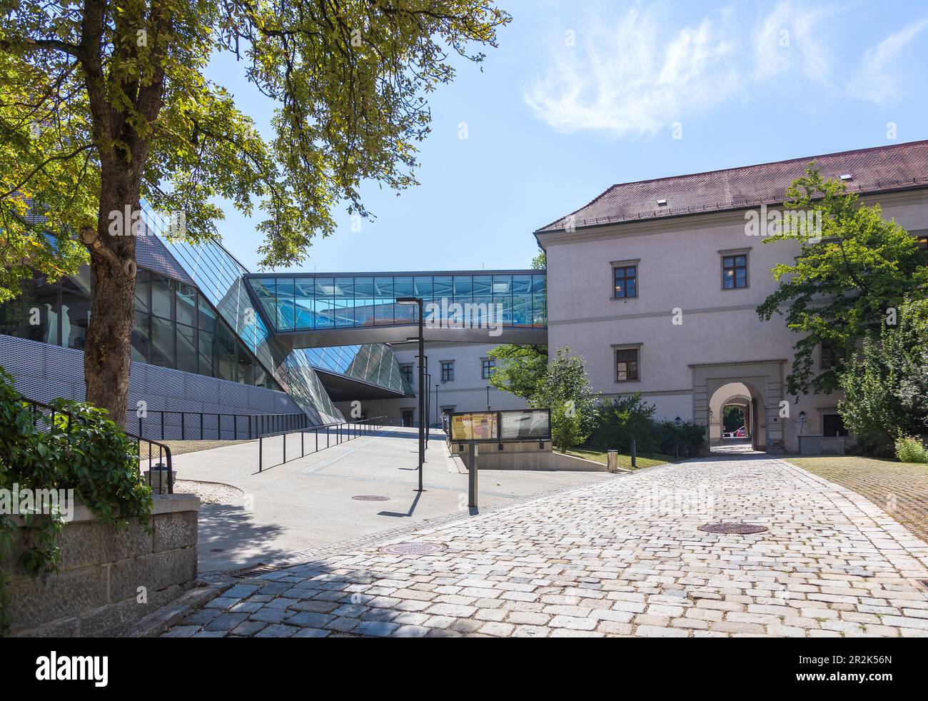 Linzer castle hi-res stock photography and images - Alamy