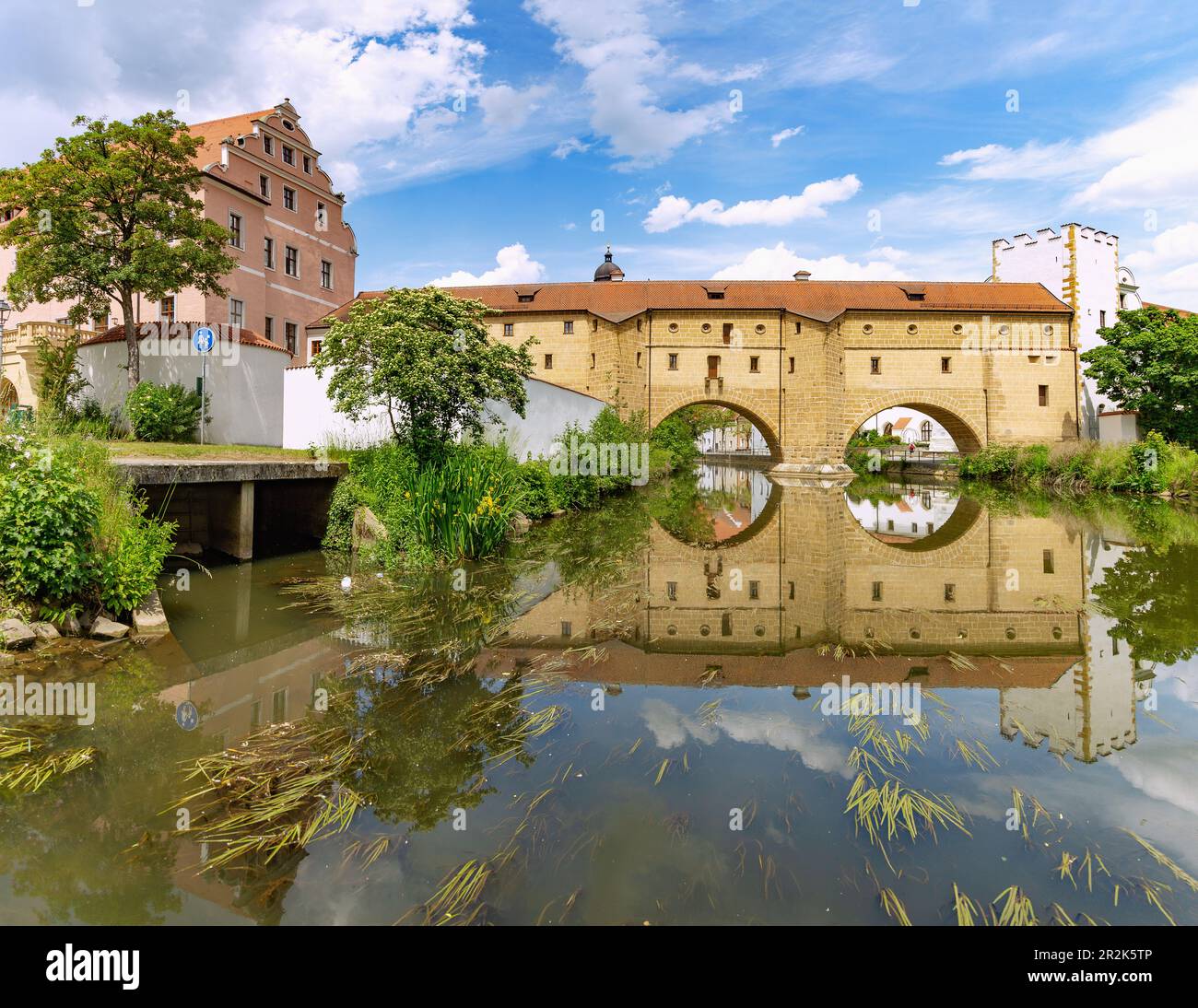 Armory gate hi-res stock photography and images - Alamy