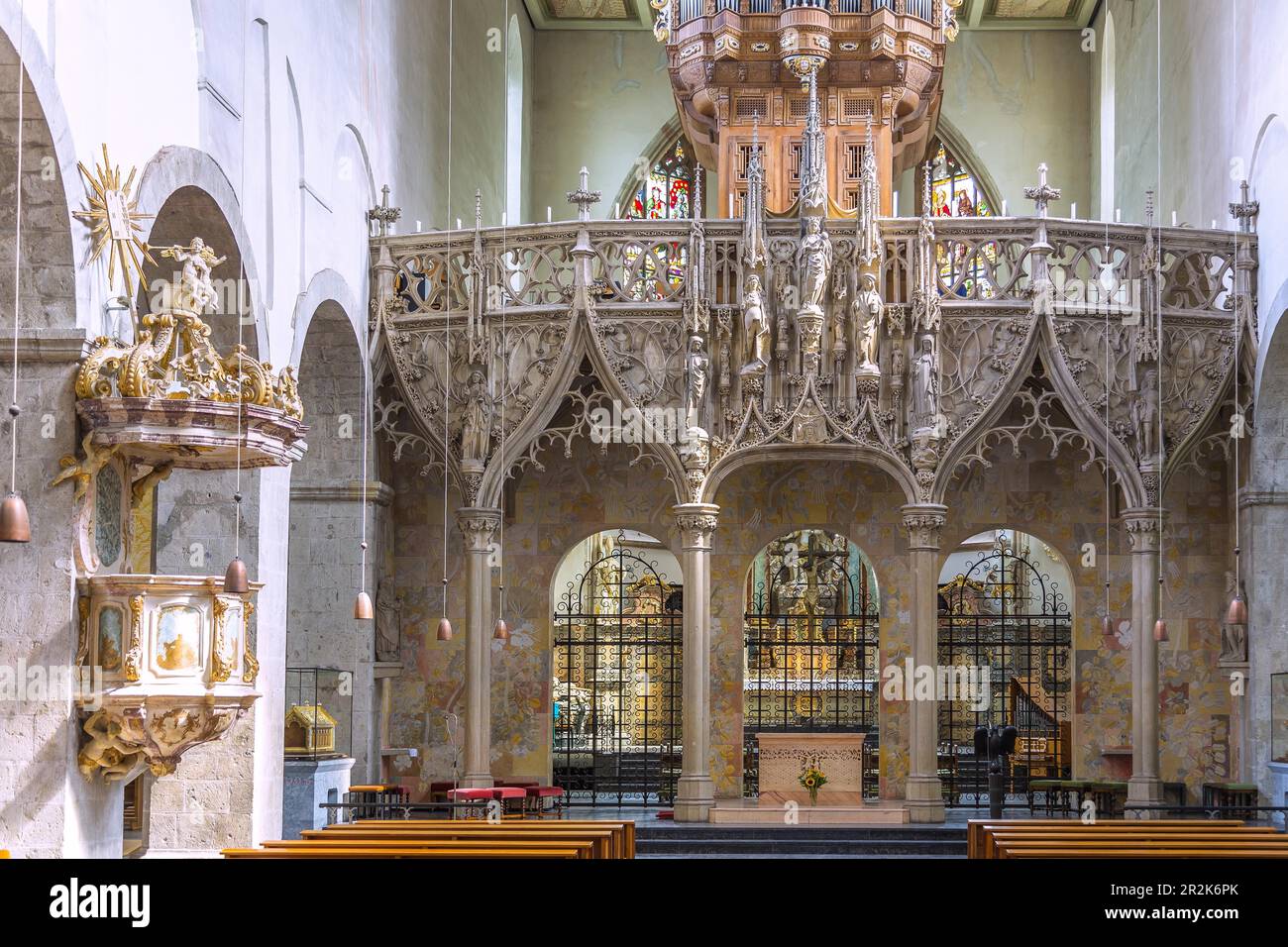 Cologne; St. Panteleimon; Inner space; late Gothic rood screen Stock ...