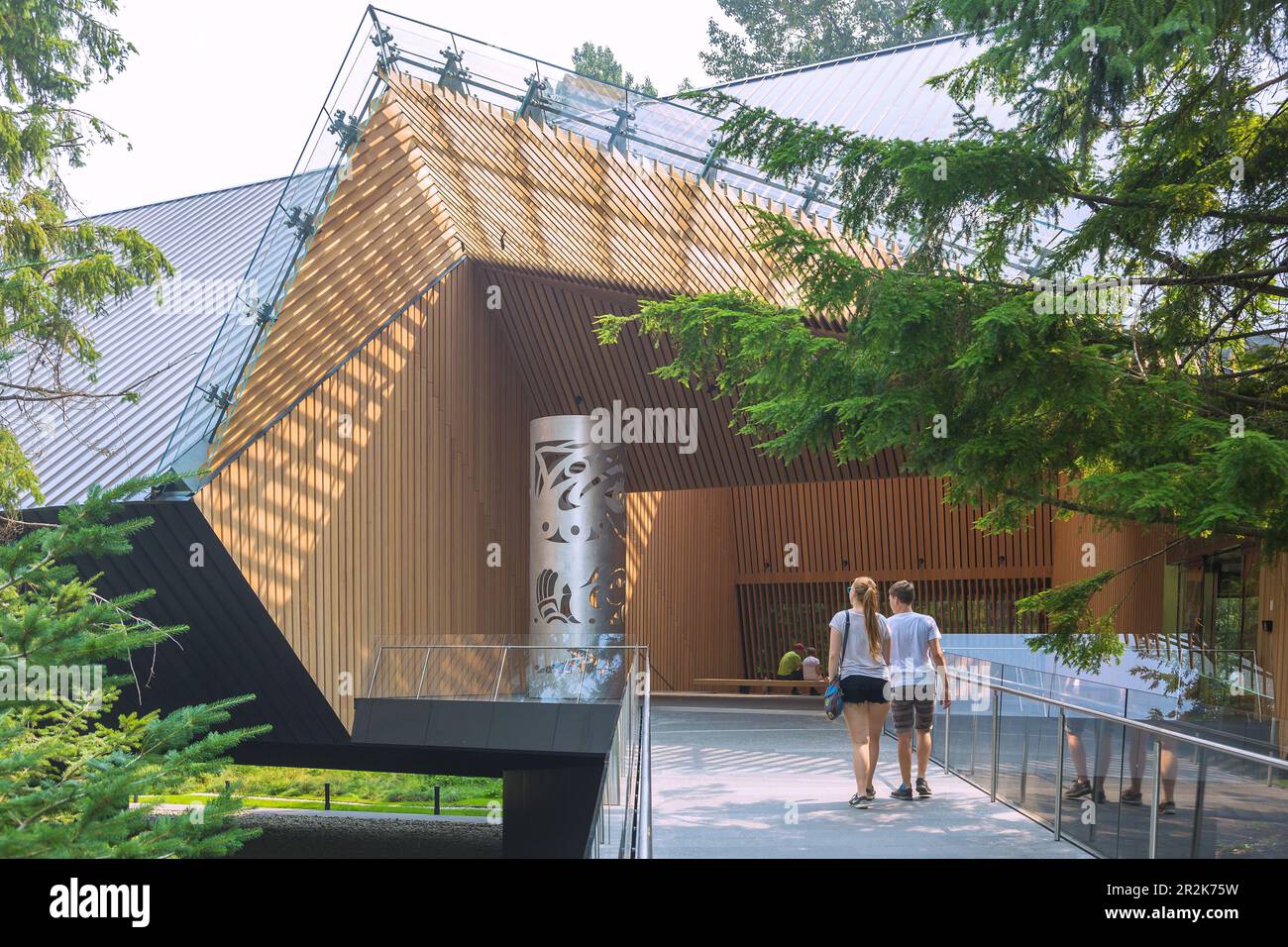 British museum building model hi-res stock photography and images - Alamy